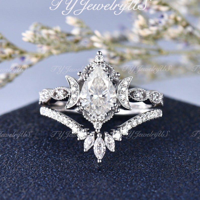 Star Engagement Ring - Etsy