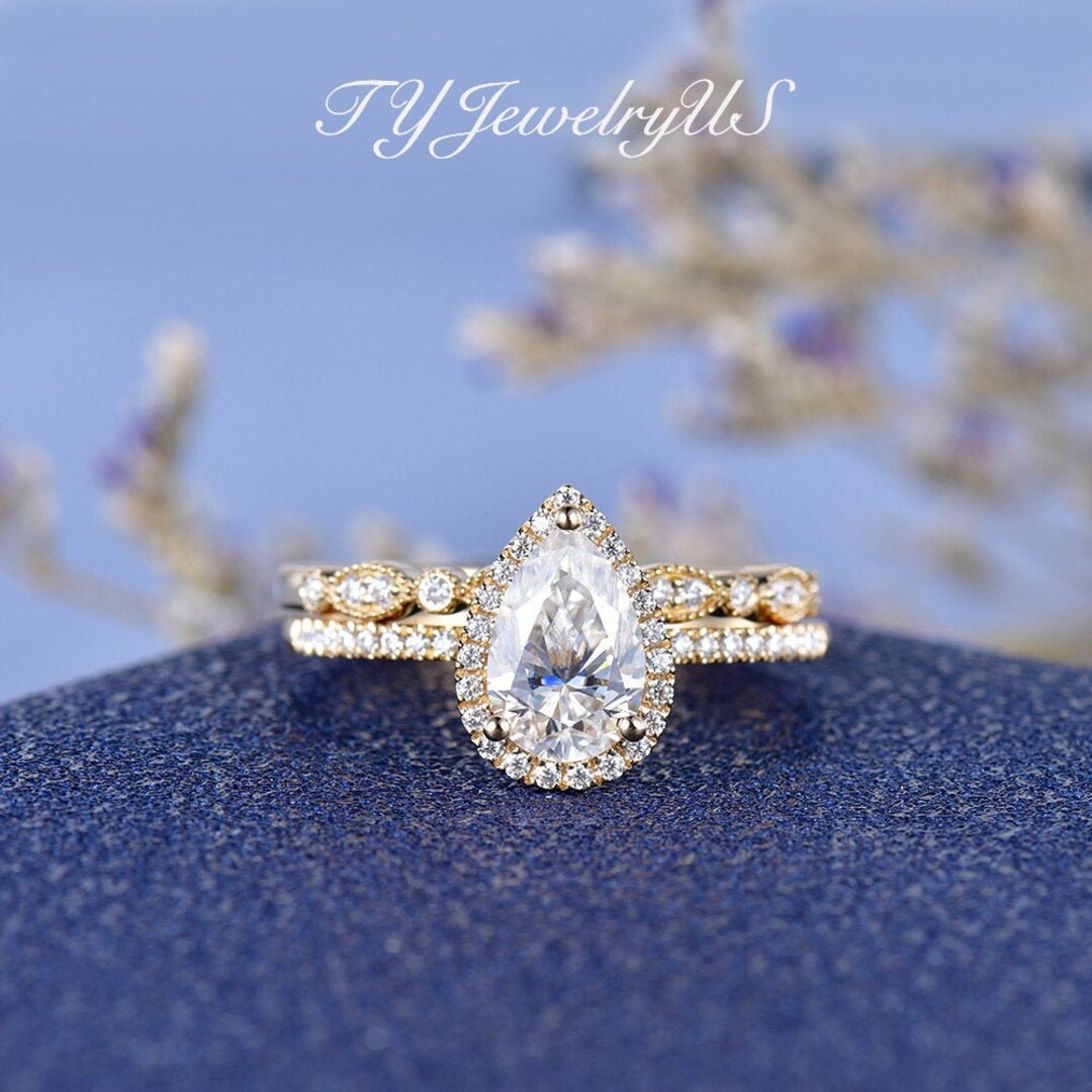 9x6mm Pear Shaped Moissanite Engagement Ring Yelloe Gold Etsy Uk