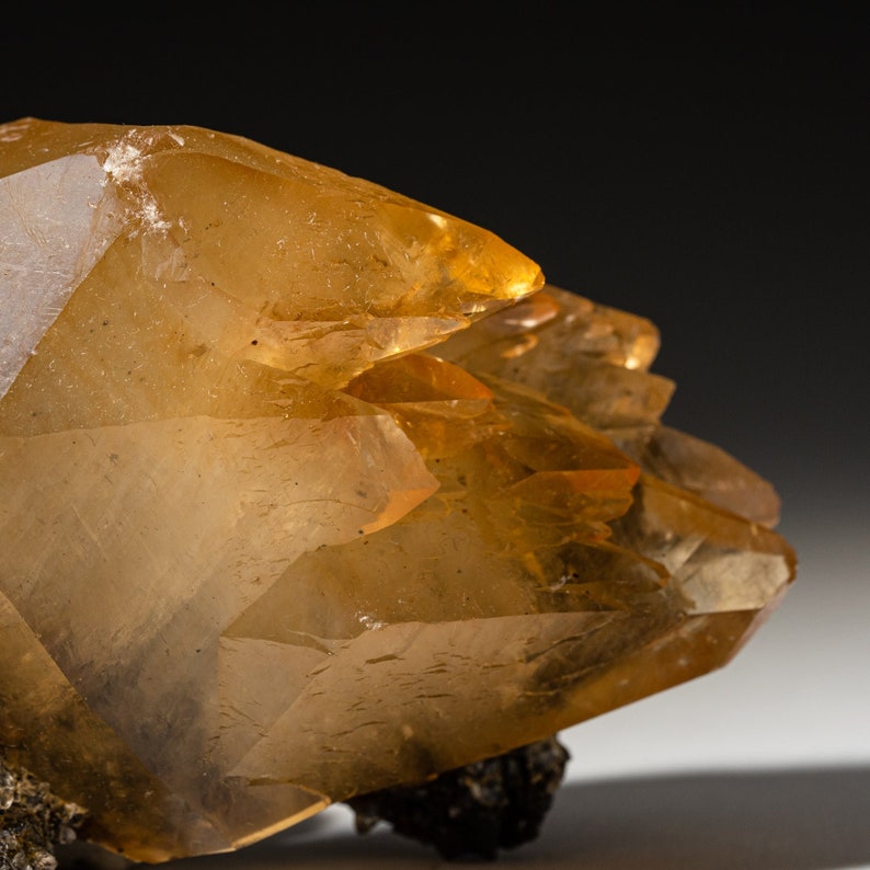 Twinned Golden Calcite Crystal From Elmwood Mine Tennessee - Etsy