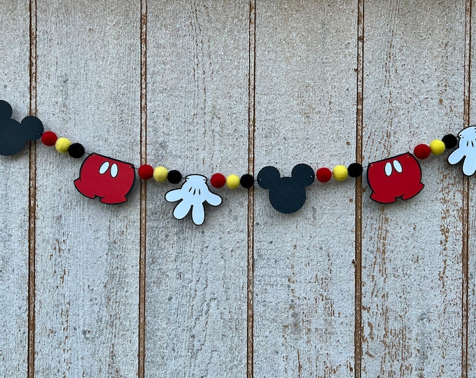 Valentine's Day Mickey Mouse Inspired Felt Banner, Valentines Party ...