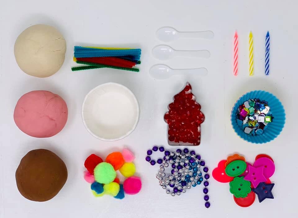 Take Me To The Bakery Playdough Box - Etsy.de