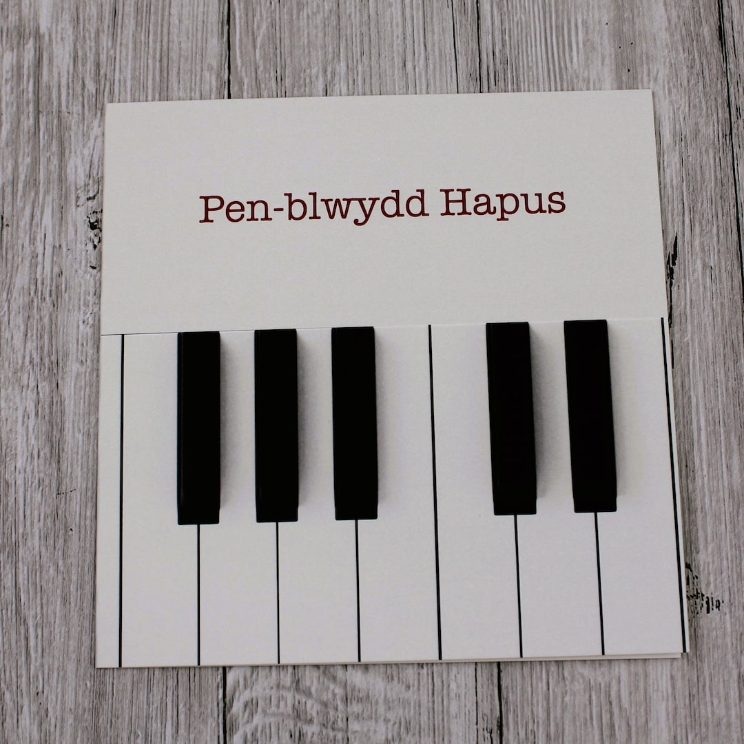 Cerdyn Pen-blwydd Hapus Nodau Piano - Etsy