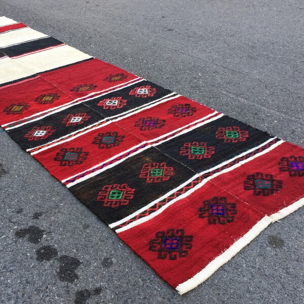 Vintage Runner - Etsy