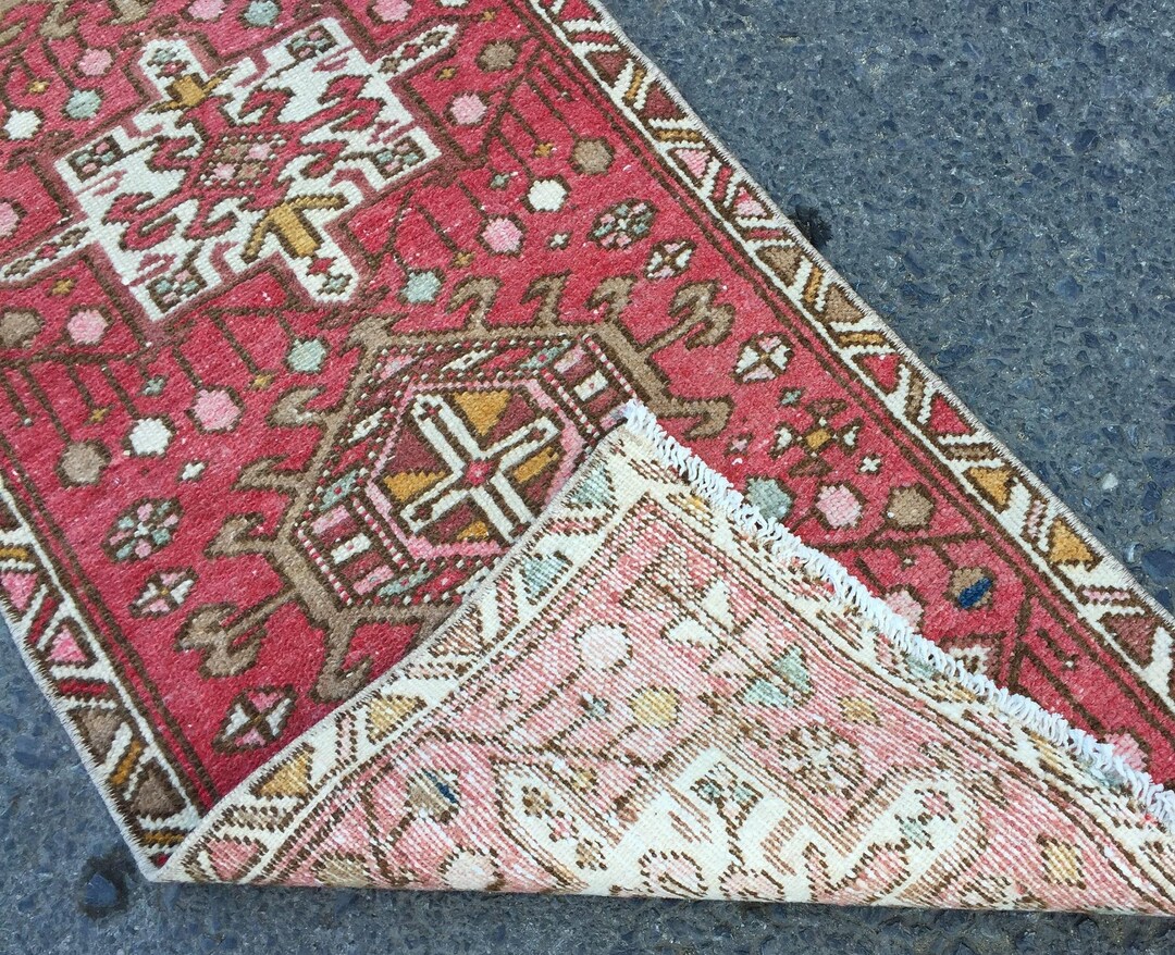 Retro Faded Red Geometric Corridor Runner, Size 1'9" X 10'3" Handmade ...