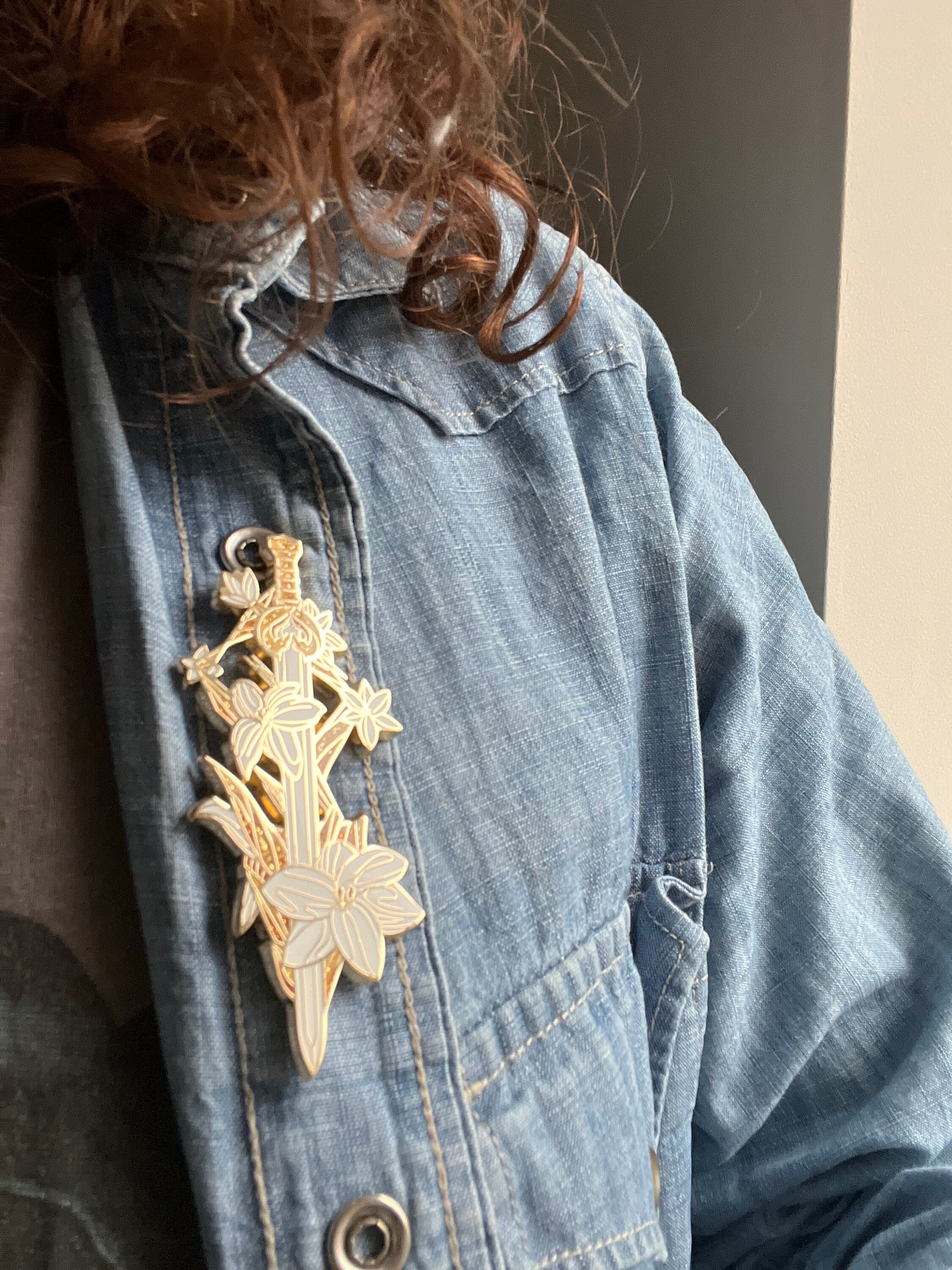 Petals on the Burial Mounds Sword Variant 80mm Enamel Pin - Etsy