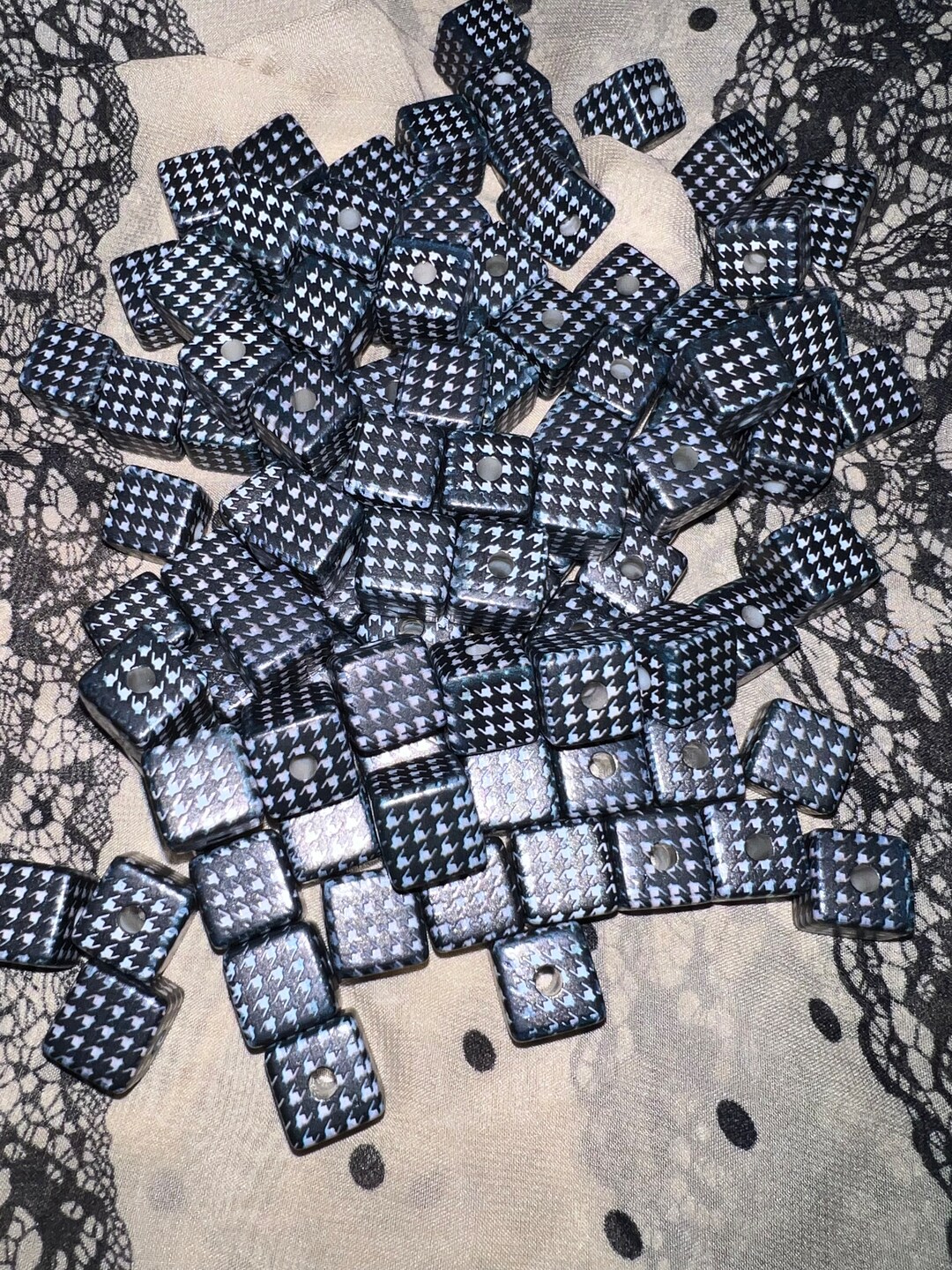 Cube Bead Houndstooth Print Black N White Square - Etsy