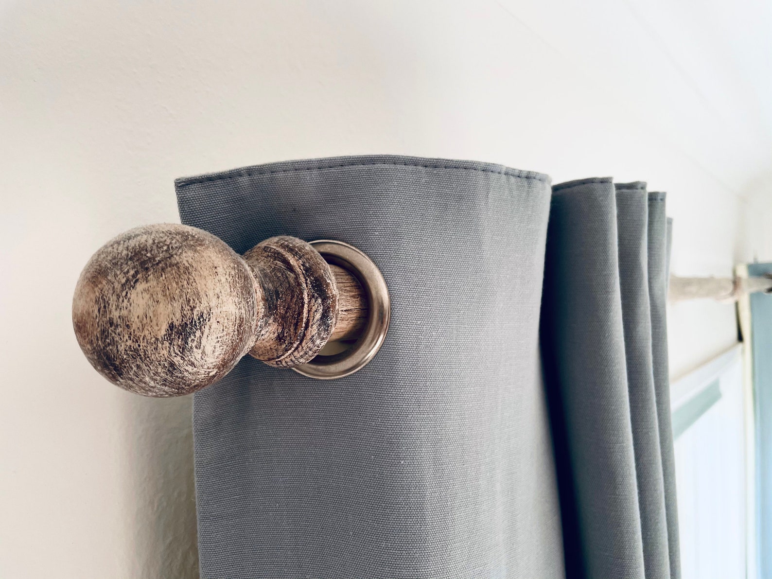 Gorgeous Reclaimed Wood Style Rustic Curtain Rod Rail Poles in Various ...