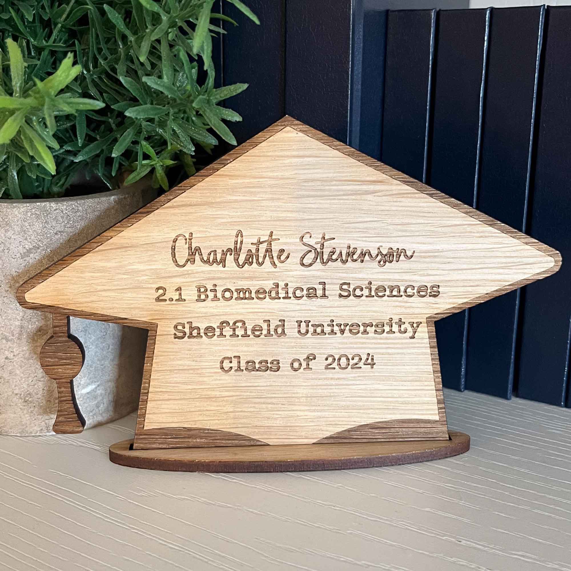 Personalised Wooden Graduation Cap Sign, Gift for Graduate, Graduation ...
