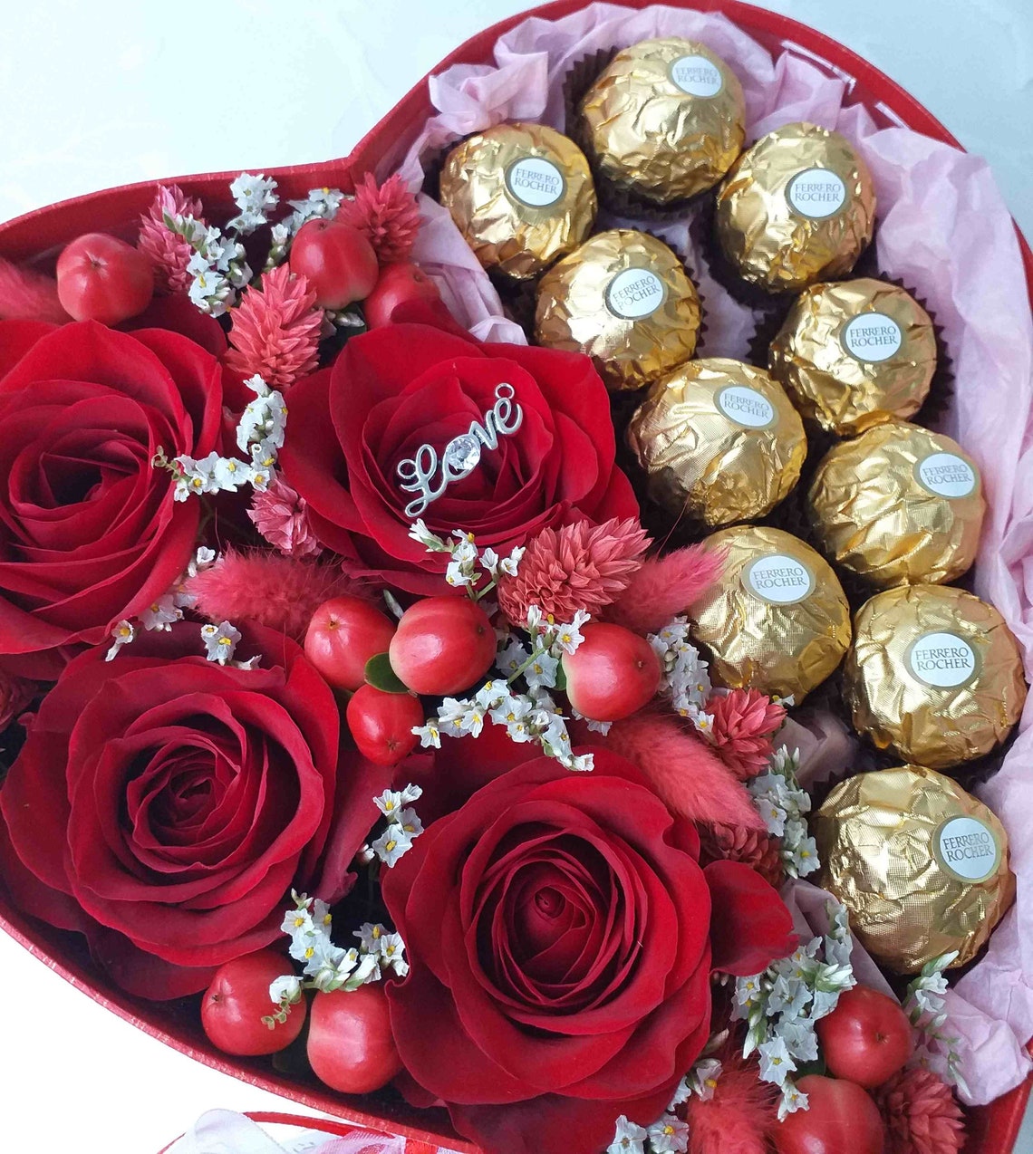 Fresh Roses With Sweets in a Heart-shaped Box | Valentine's Day Fresh ...