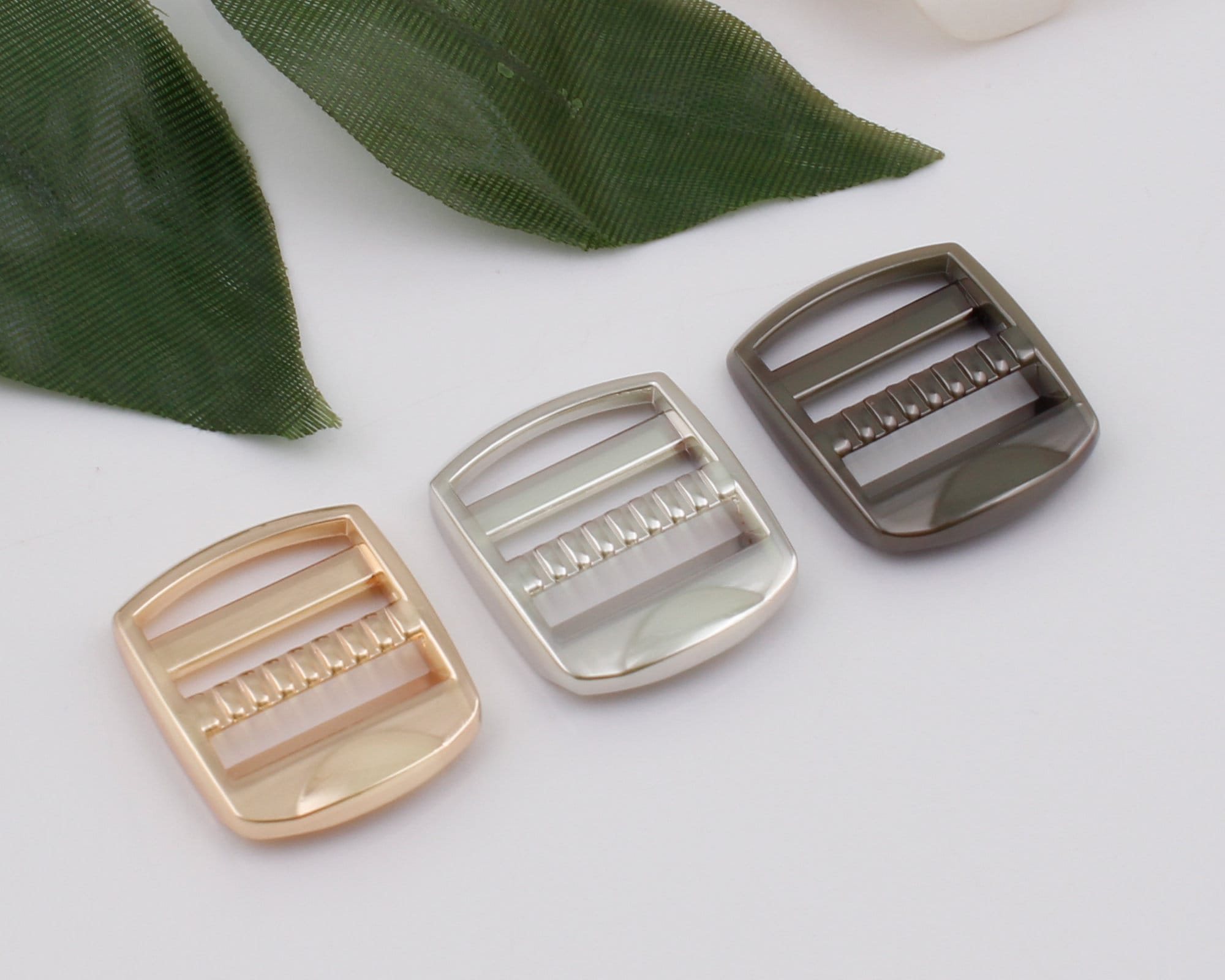 Sewing & Needlecraft Buckles 17-19mm inner metal adjuster slide buckle ...