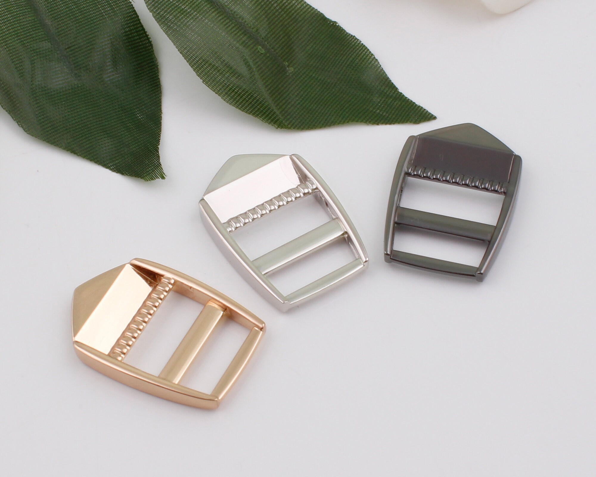 Sewing & Needlecraft Buckles 17-19mm inner metal adjuster slide buckle ...