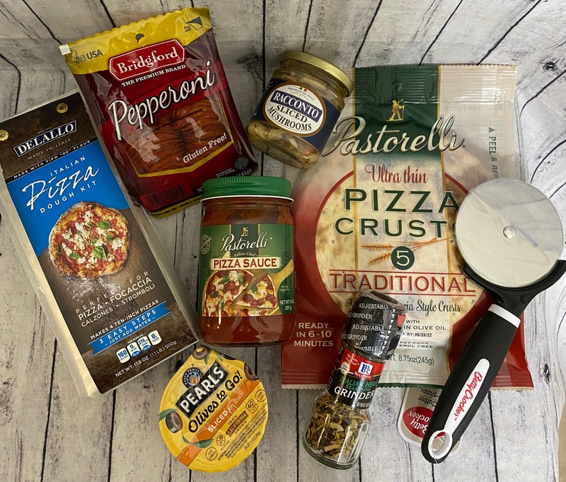 Deluxe Family Pizza Gift Box, Pizza Kit Box, Housewarming Gift, Man ...