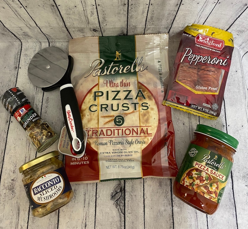 Deluxe Family Pizza Gift Box, Pizza Kit Box, Housewarming Gift, Man ...