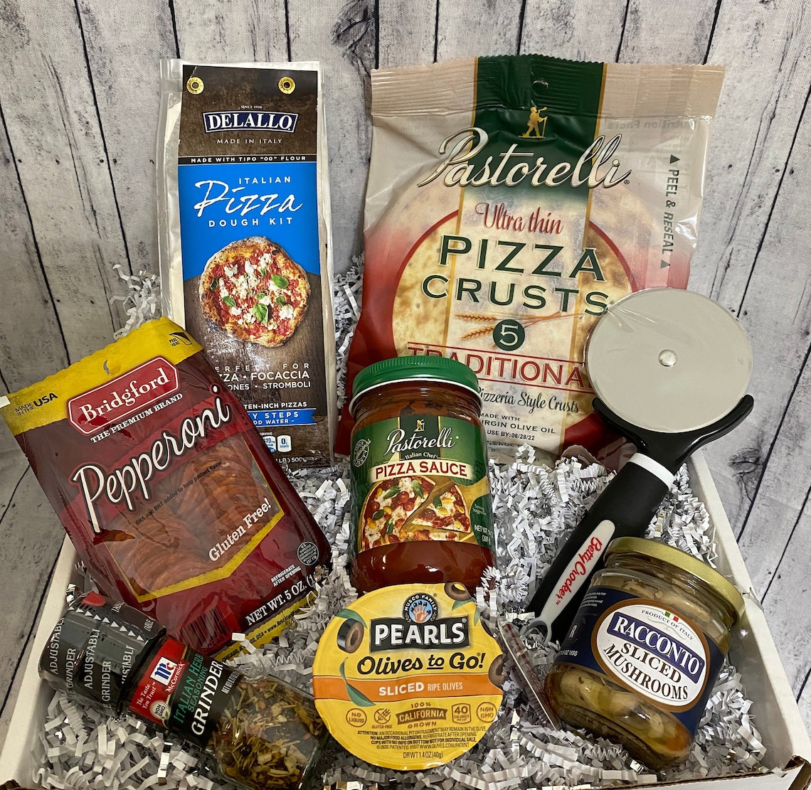 Deluxe Family Pizza Gift Box Pizza Kit Box Housewarming - Etsy
