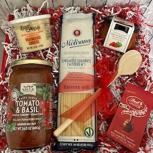 Pasta Dinner Gift, Gourmet Dinner Gift Box, Italian Dinner Gift, Family ...