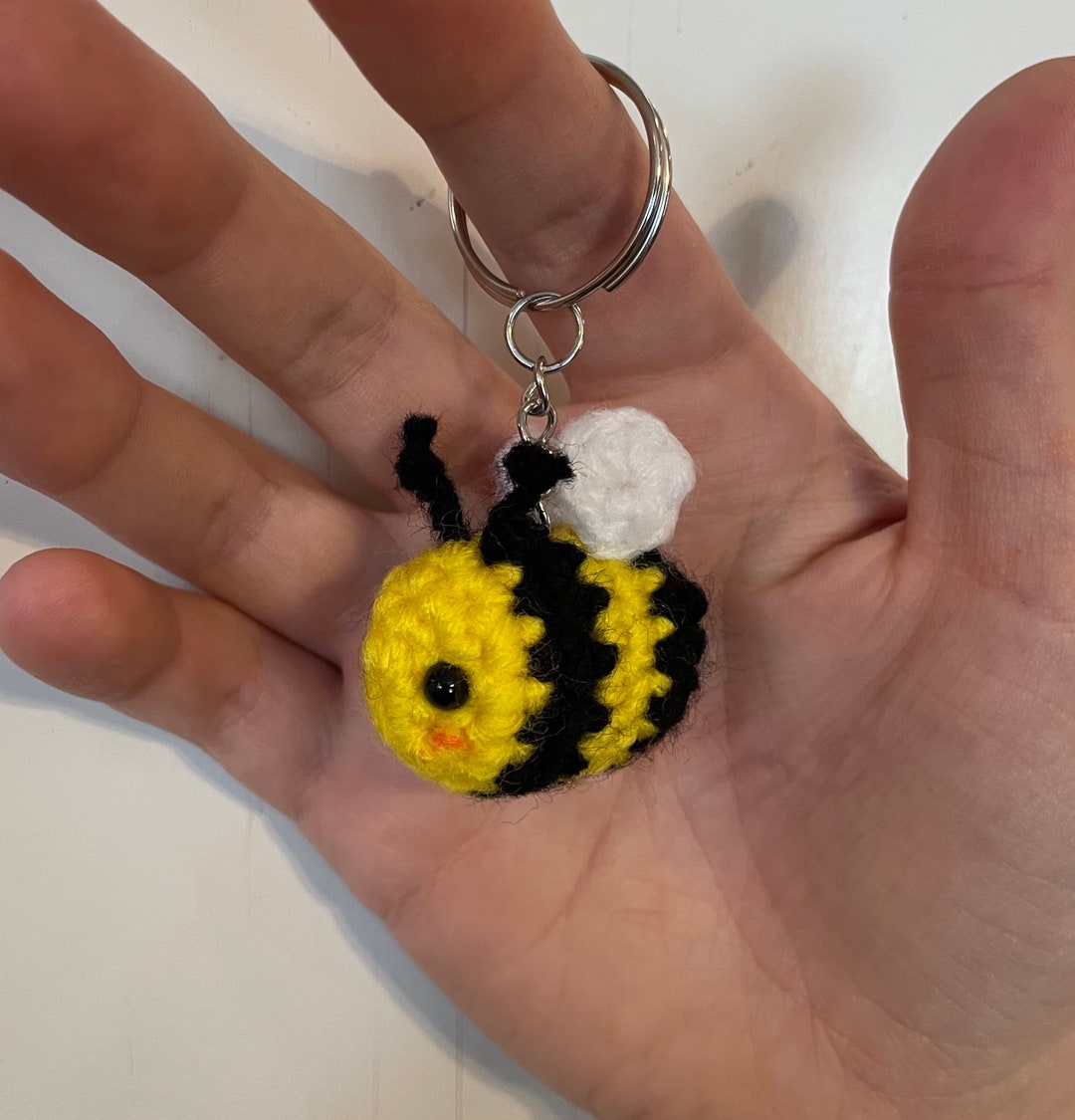 Crochet Bee Keychain – Handmade Amigurumi Plush, Bee Lover Gift - Etsy