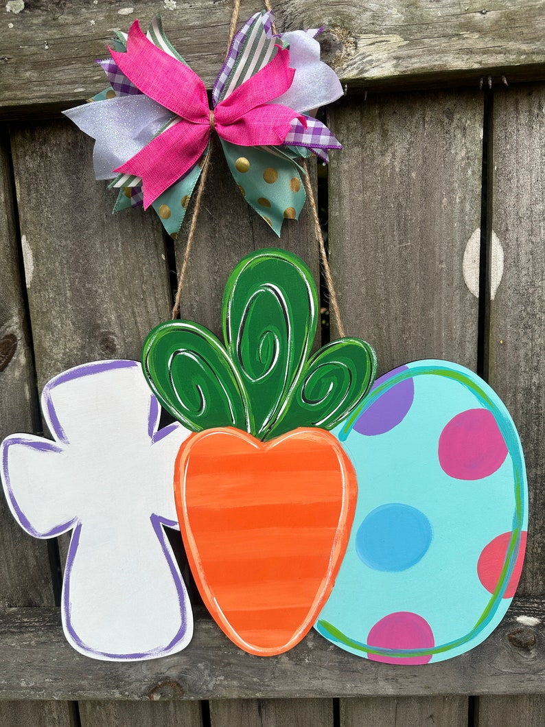 Painted Easter Door Hanger: Religious Spring Decor - Etsy