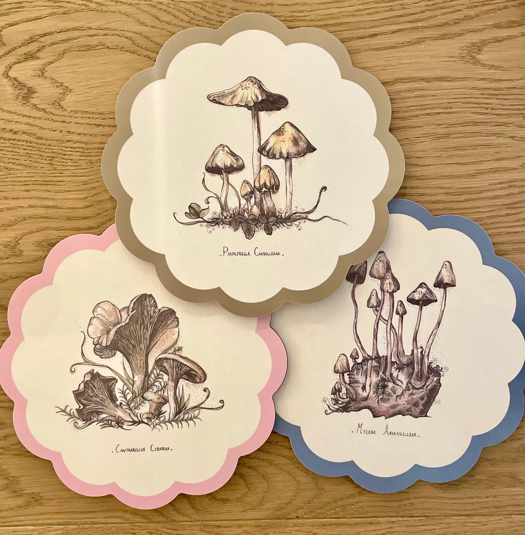 Set of 3 Mushroom Botanical Placemats - Scalloped Edge Matt Finish ...