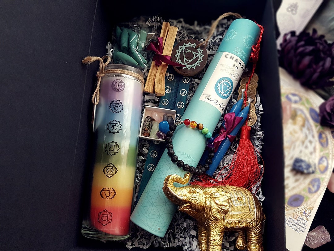 CHAKRA GIFT BOX, Meditation Gift Box, Reiki Gift, Spiritual Gift ...