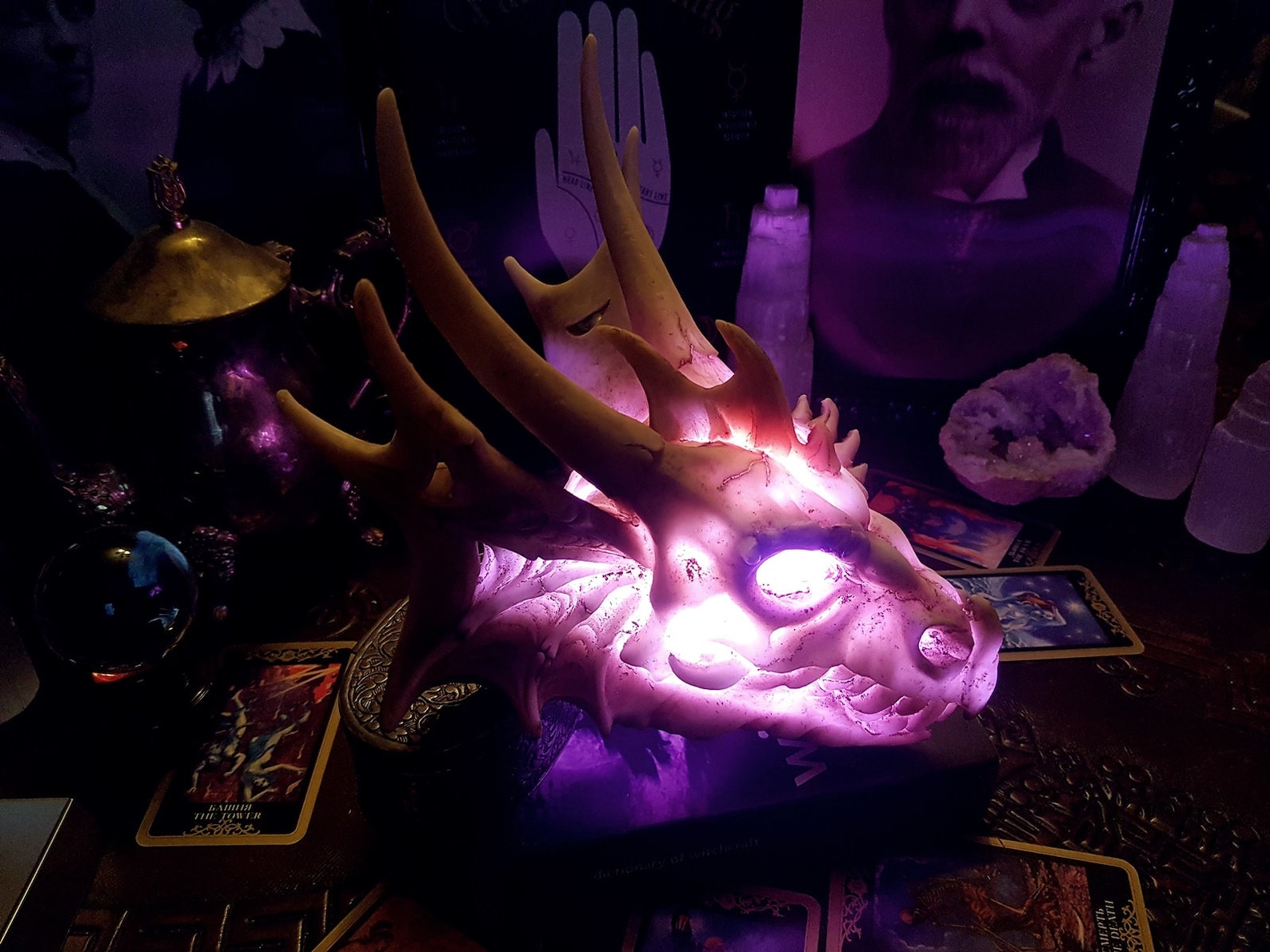 Light up Dragon, Dragon Statue, LED Light, Glowing Dragon, Dragon Age ...