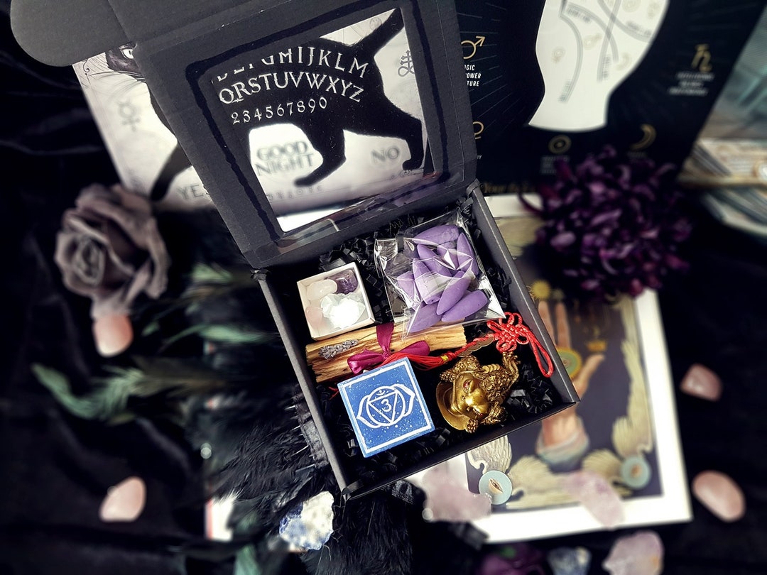 CHAKRA GIFT BOX, Meditation Gift Box, Reiki Gift, Spiritual Gift ...