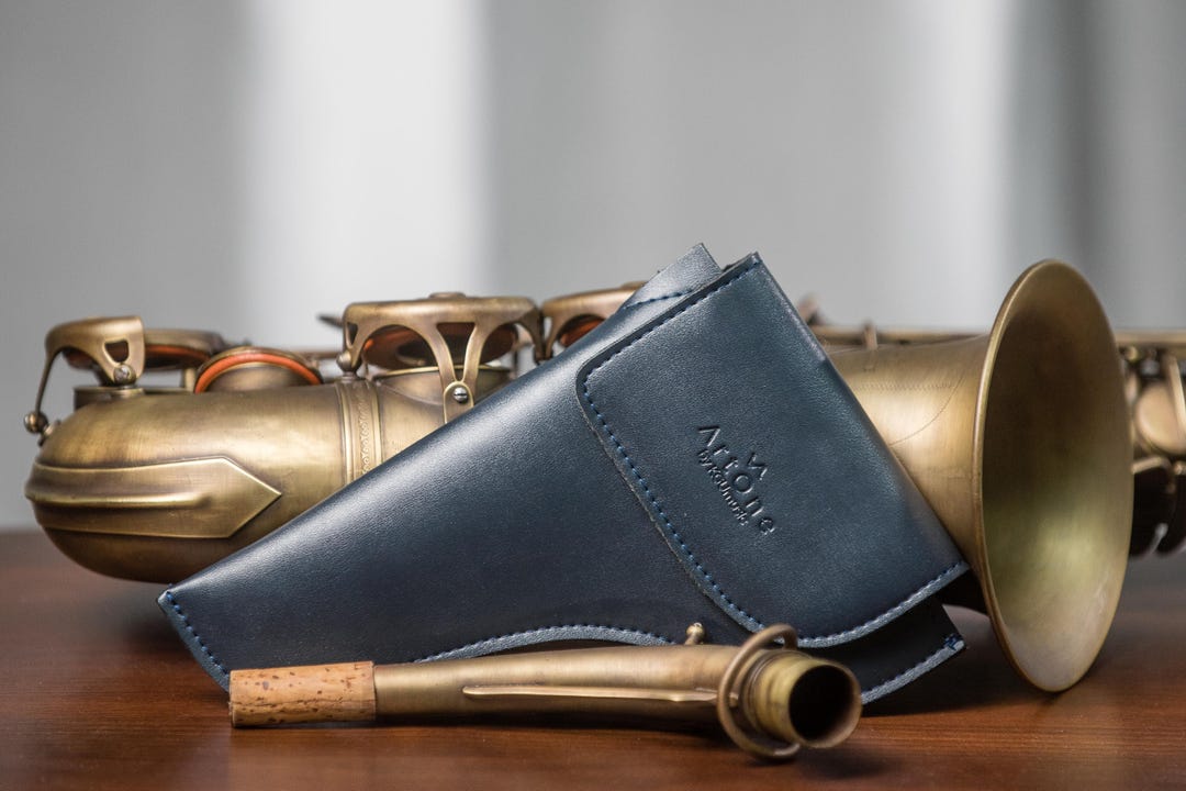 Alto SAXOPHONE NECK POUCH – Vegan Leather Alto Saxophone Neck Holder ...
