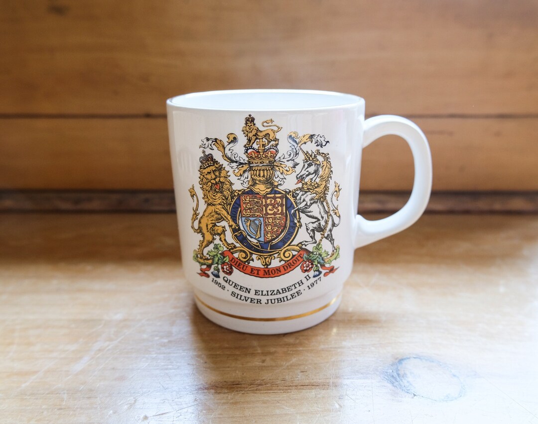 1977 Poole Pottery Silver Jubilee Mug - Gift / Vintage / Collectibles ...
