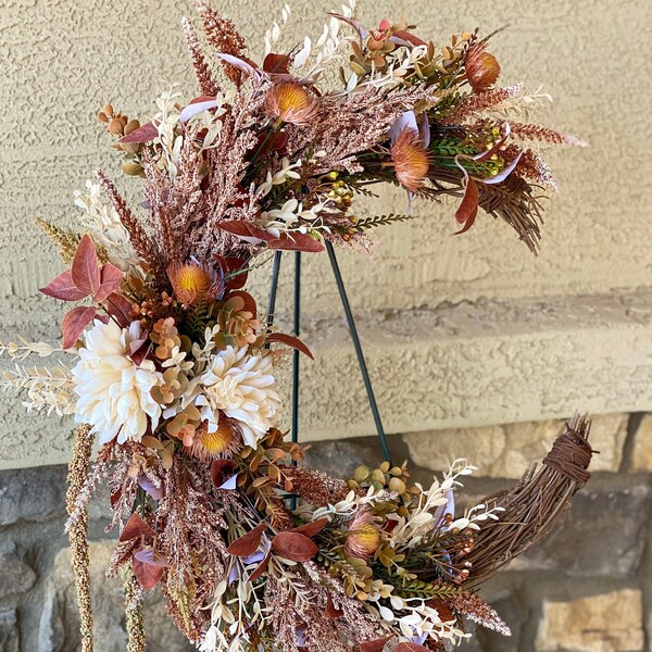 Crescent Wreath - Etsy