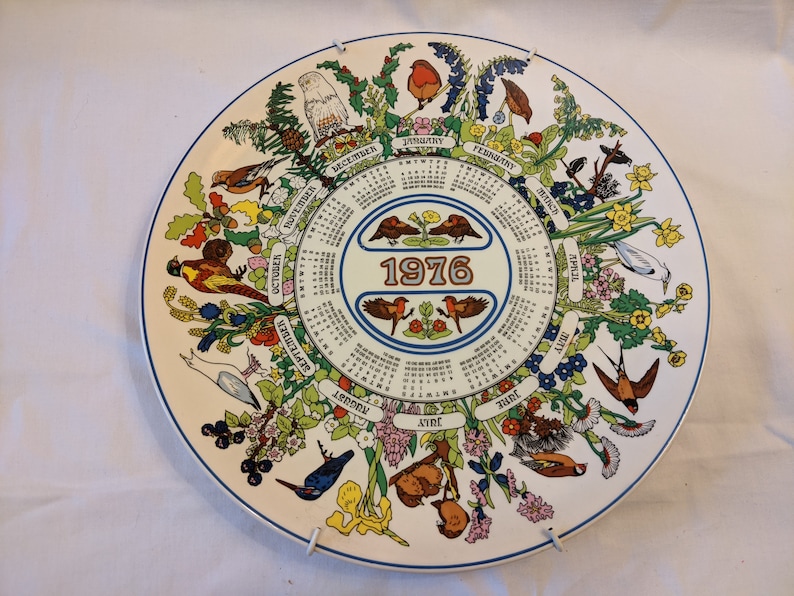 Wedgwood Calendar Plate 1976 - Etsy UK