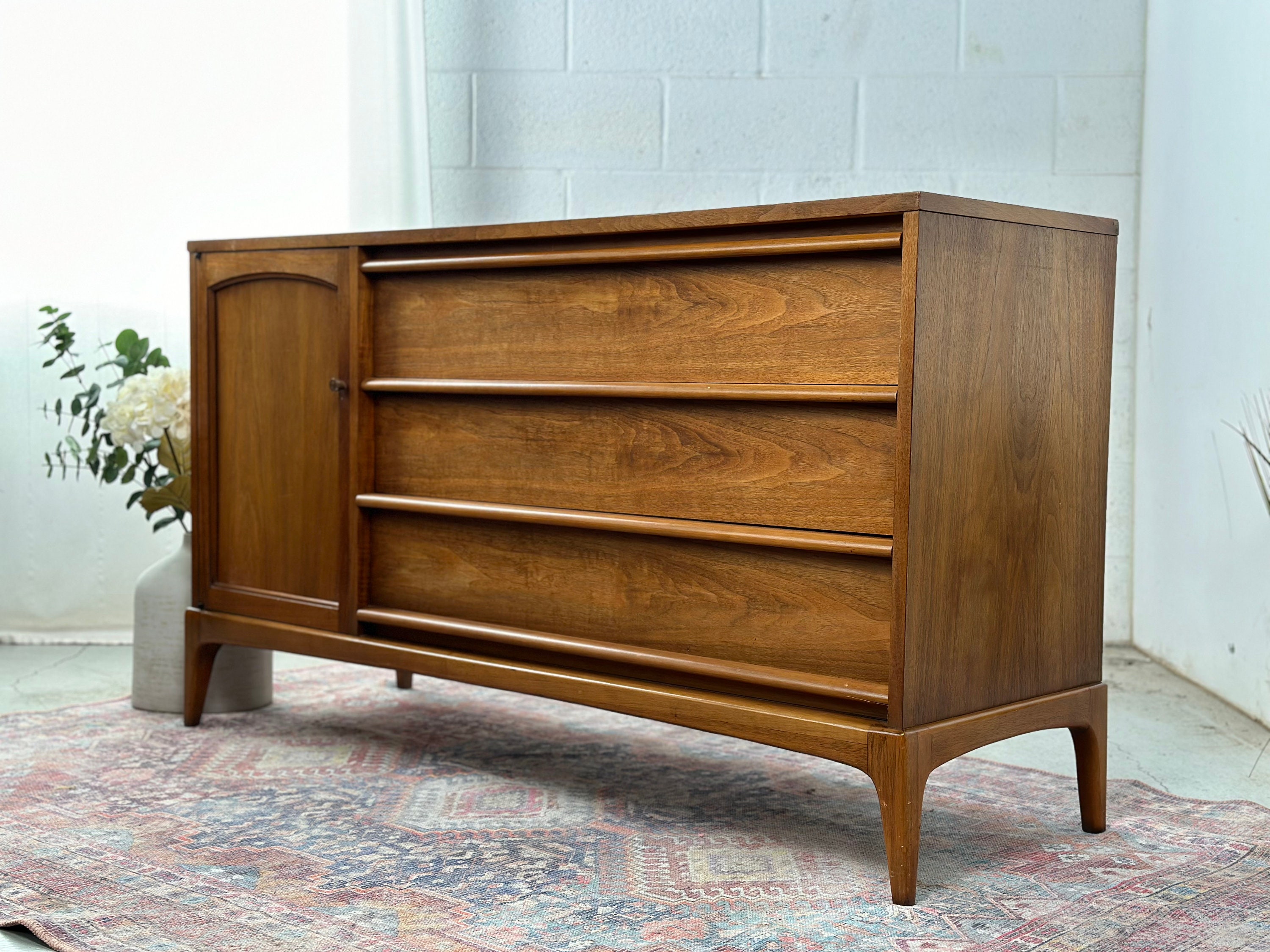 Sleek Mid-century Modern Lane Rhythm Buffet TV Stand Bar - Etsy