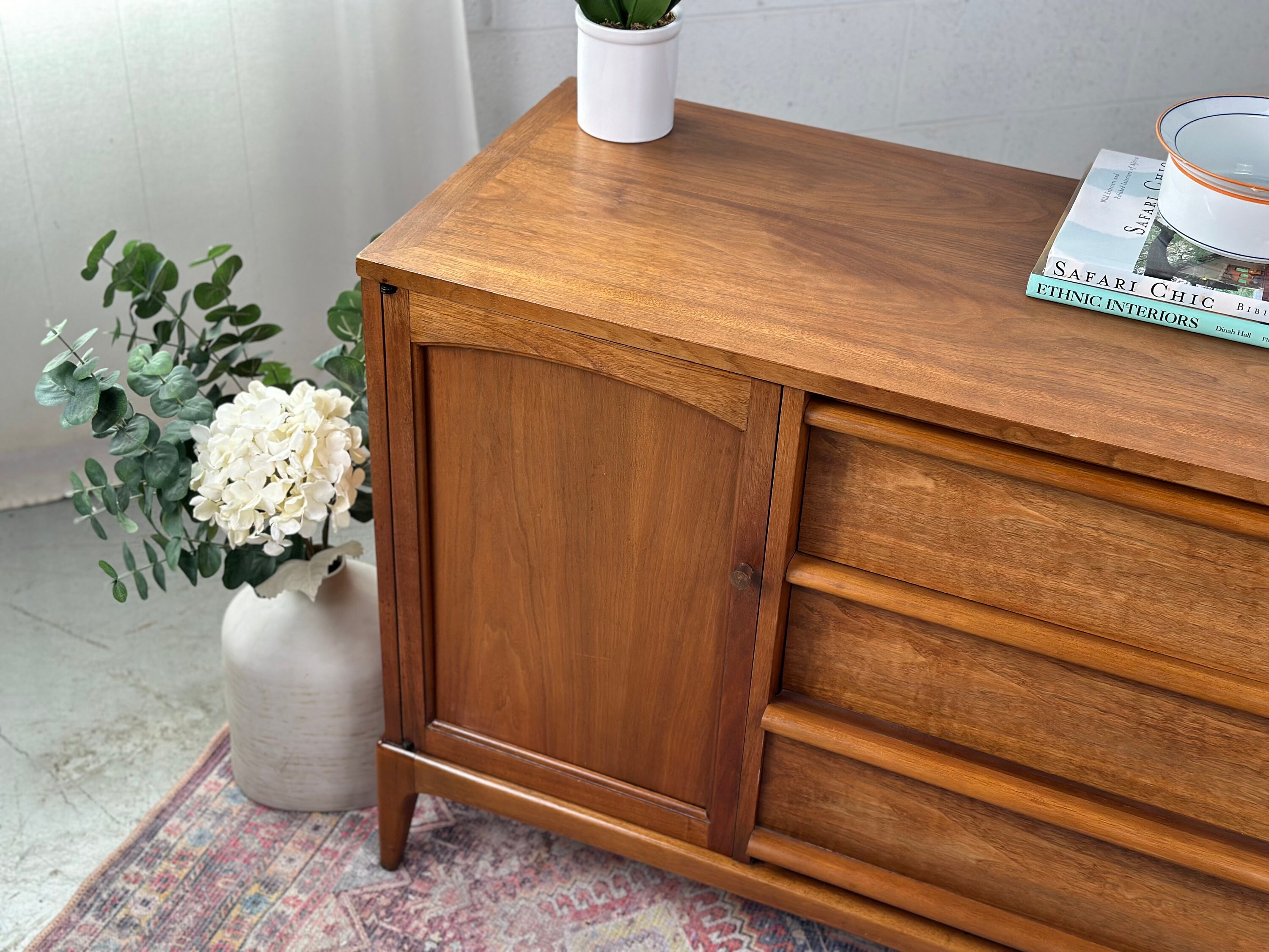 Sleek Mid-century Modern Lane Rhythm Buffet TV Stand Bar - Etsy