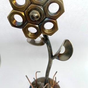 Metal Flower, Scrap Metal Weld Art Flower Ornament, Metal Flower ...