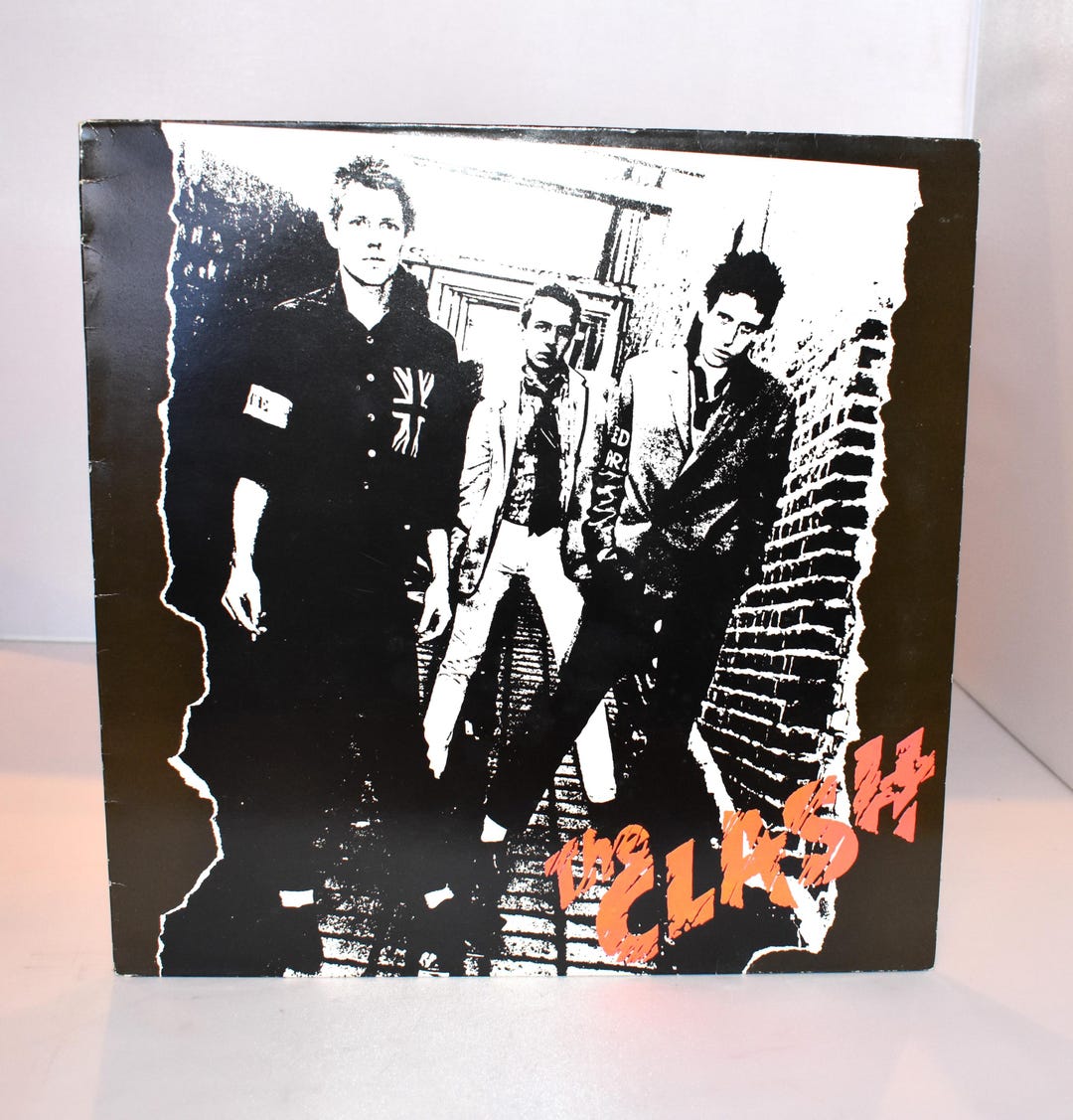 The Clash Album. the Clash. (1977) CBS 32232/8200 VG+ Record ...