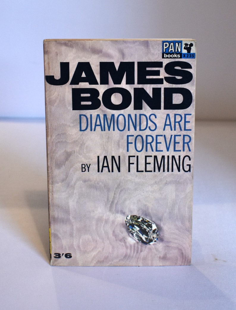 Ian Fleming. Diamonds Are Forever (1963) Vintage Pan Paperback. James ...