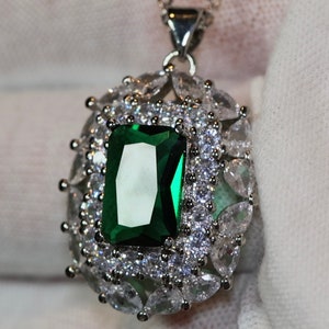 Green Diamond Pendant | Green Diamond Necklace | Emerald Pendant ...