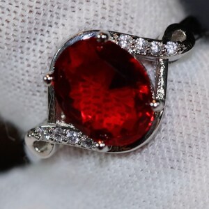 Red Diamond Ring | Red Diamond Engagement Ring | Red Wedding Ring ...