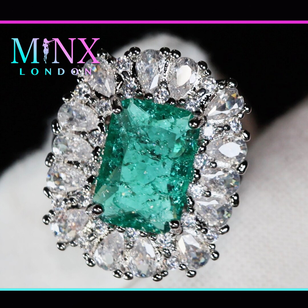 Womens Green Diamond Ring | Big Green Diamond Engagement Ring ...