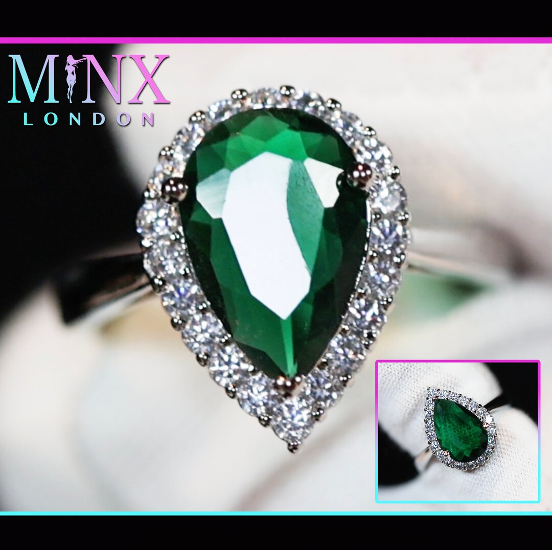 Teardrop Engagement Ring | Green Pear Cut Diamond Ring | Green Diamond ...
