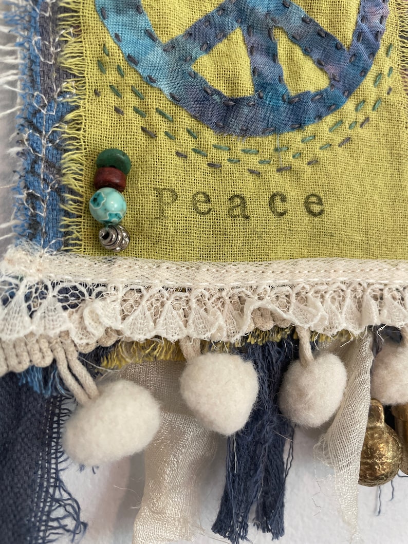Peace Flag (mini) - Etsy