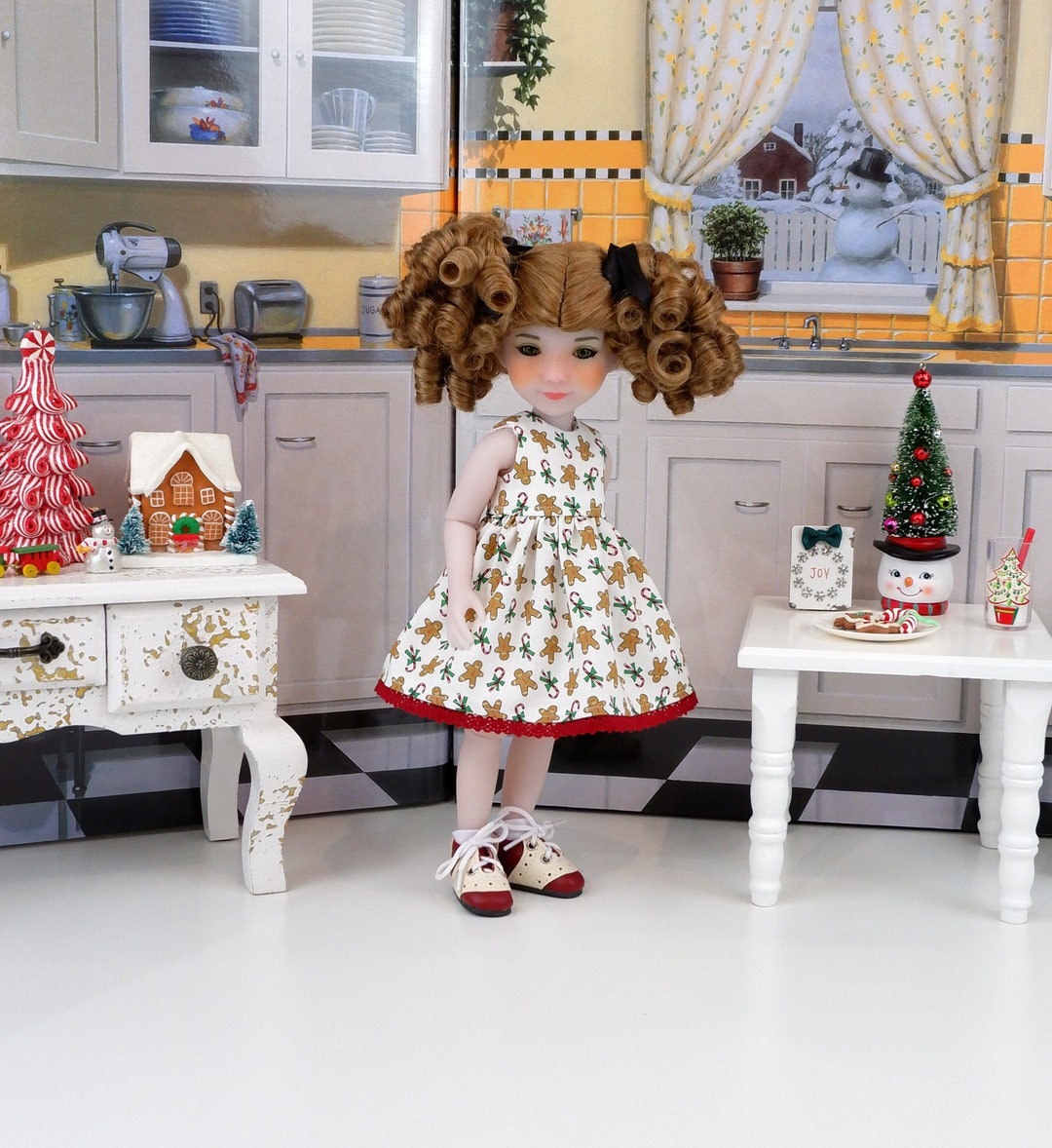 North Pole Sweets Dress With Shoes for Ruby Red Siblies Doll - Etsy