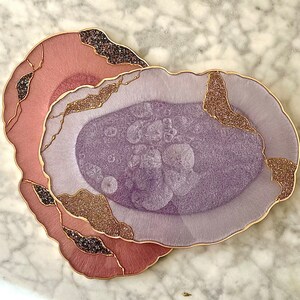 Resin Oval Geode Tray With Gold Details and Mini Crushed Metallic Glass ...