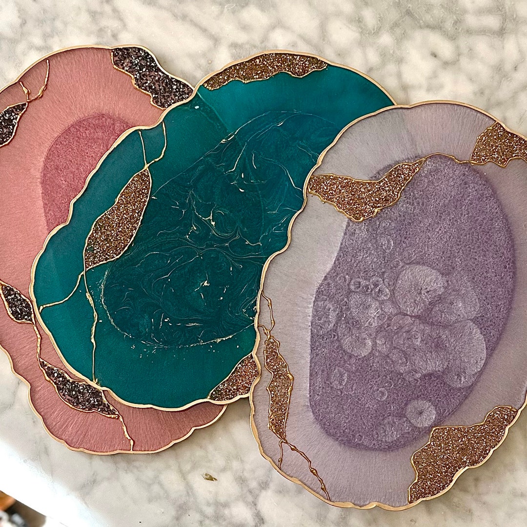 Resin Oval Geode Tray With Gold Details and Mini Crushed Metallic Glass ...