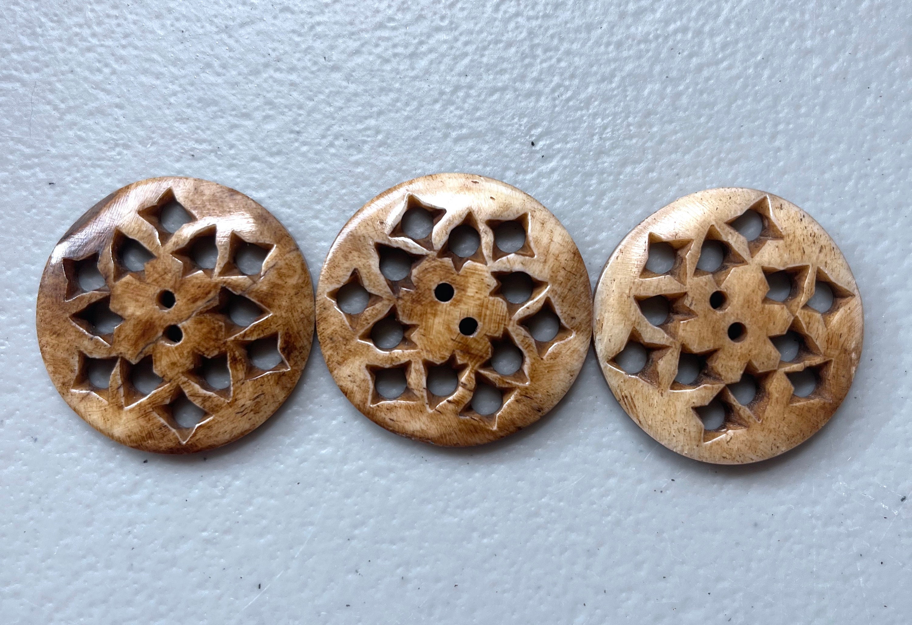 Handmade Bone Buttons Natural Carved Bone Buttons Vintage Buttons ...