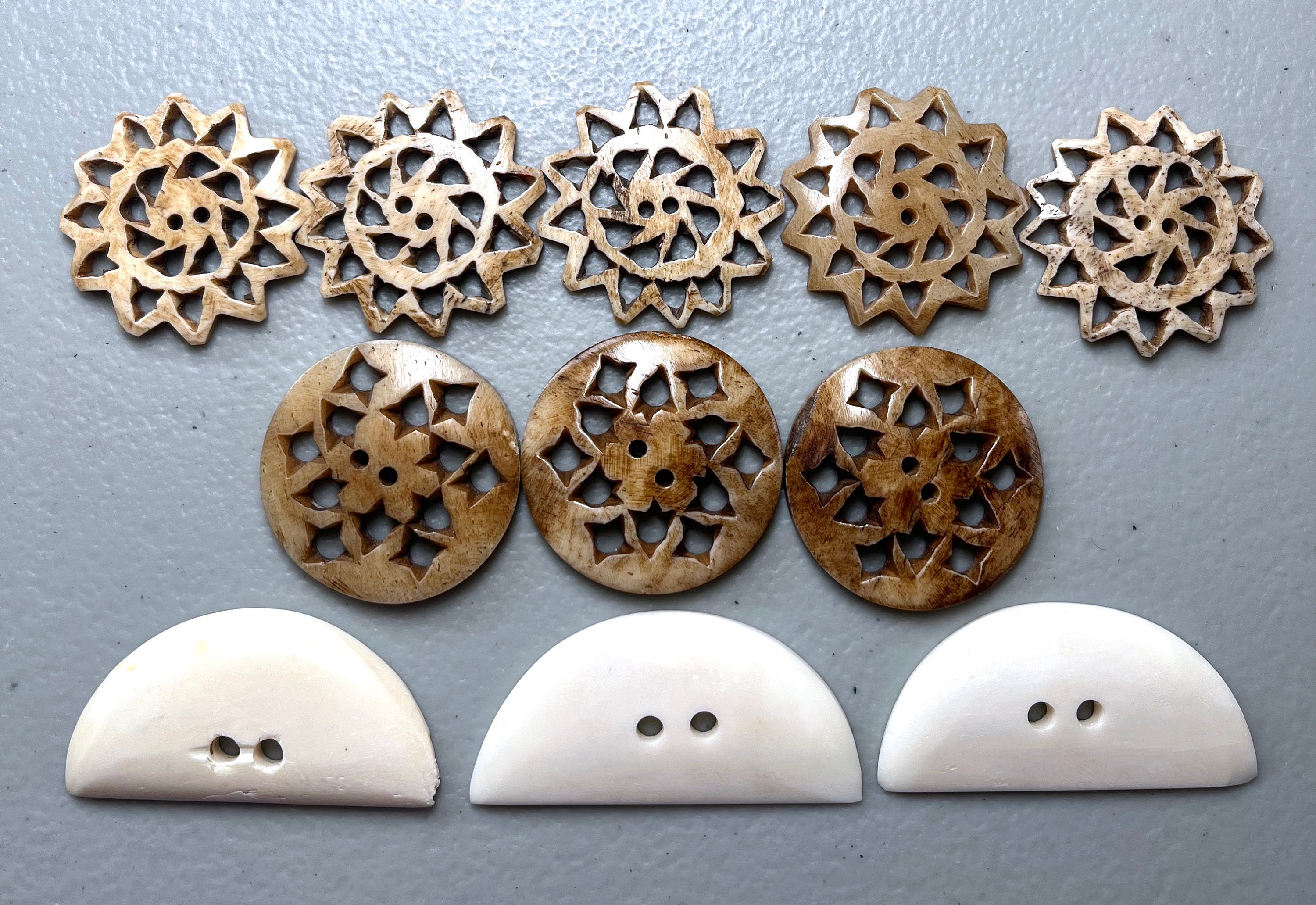 Handmade Bone Buttons Natural Carved Bone Buttons Vintage Buttons ...