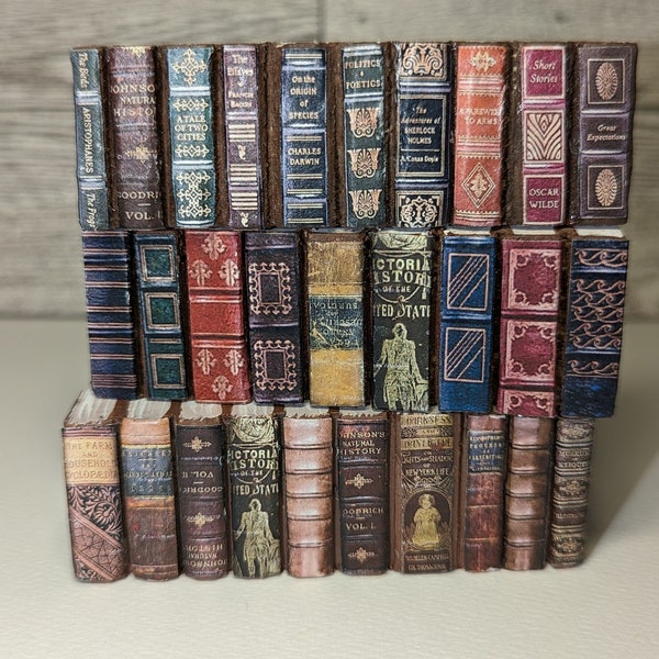Small Stacked Books - Etsy