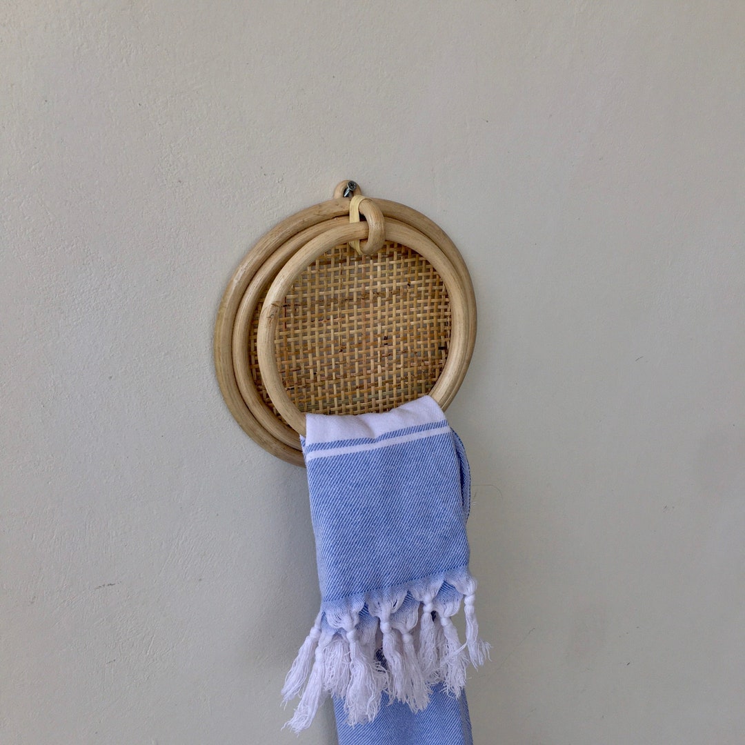 Rattan Towel Hanger, Square Cane Webbing Towel Hanger, Rattan Towel ...