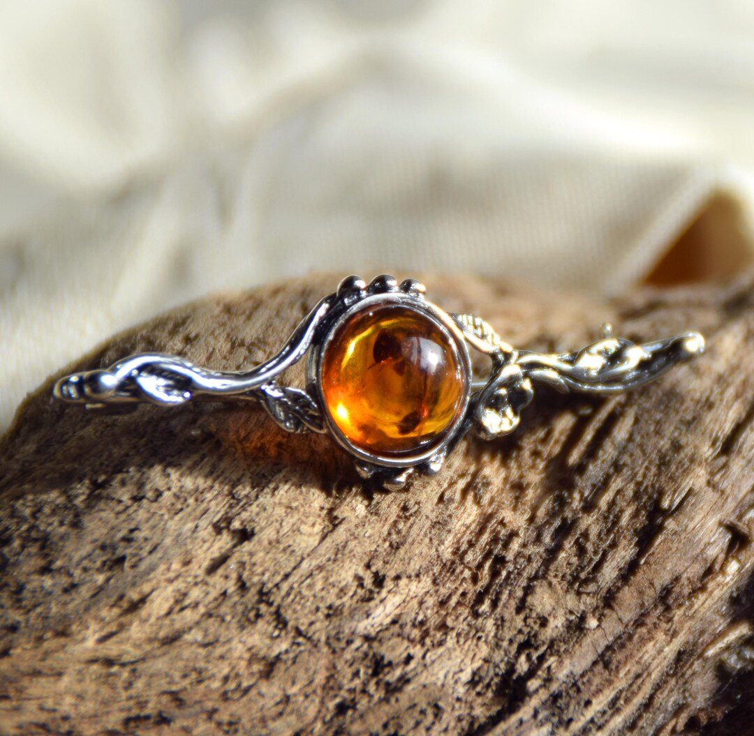 Refined Victorian Style Brooch Made With Natural Baltic Amber in Cognac ...
