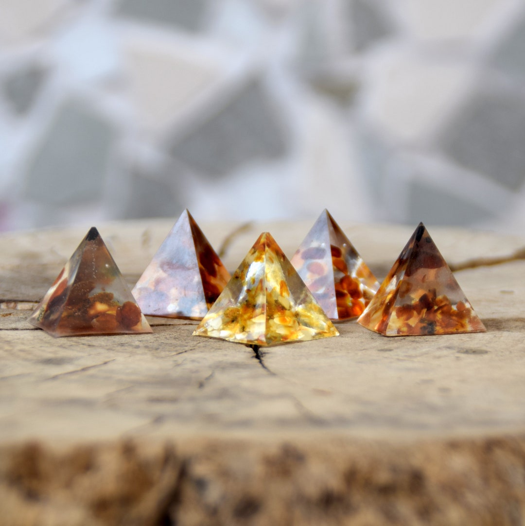 MJ Baltica, Pyramid, Natural Baltic Amber, Resin, Handmade, Artisanal ...