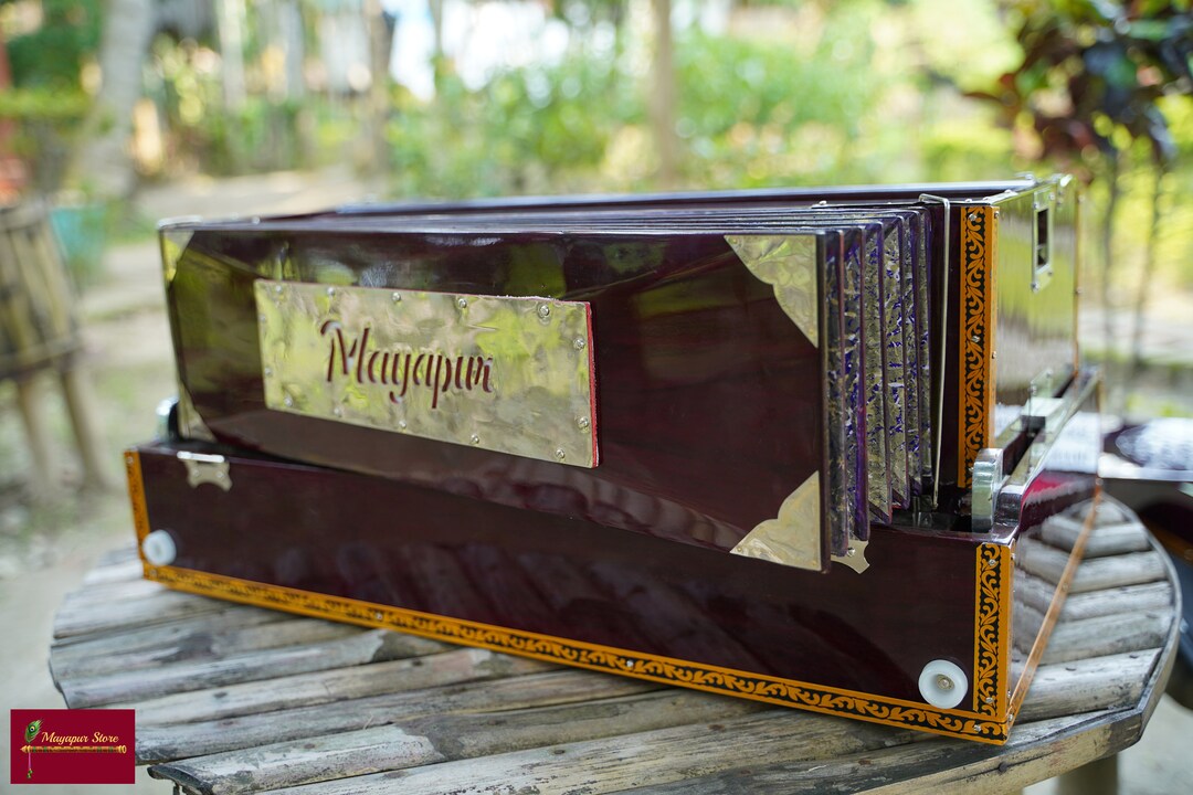 4 Line 13 Scale Changer Professional Harmonium Available in premier ...