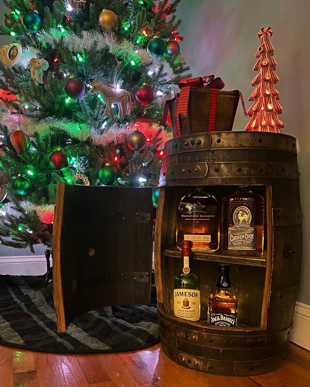 Small Batch Bootlegger 15 Gallon Whiskey Barrel Cabinet Bourbon ...